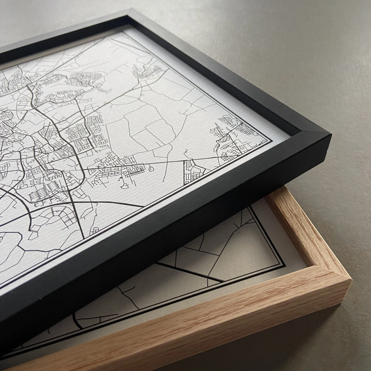 Maak zelf jouw dorp of stad poster met locatie-pin - Wallable